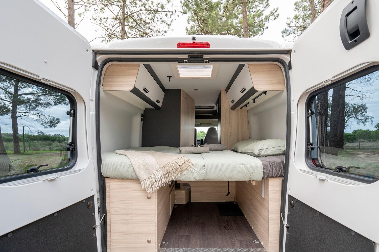 Grand Explorer - Mr.Vancamper